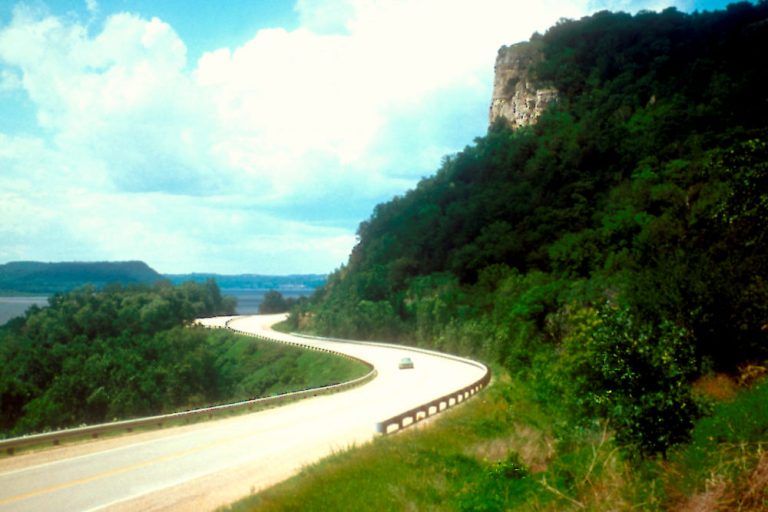 The Great River Road - River To Valley Initiatives, Inc.